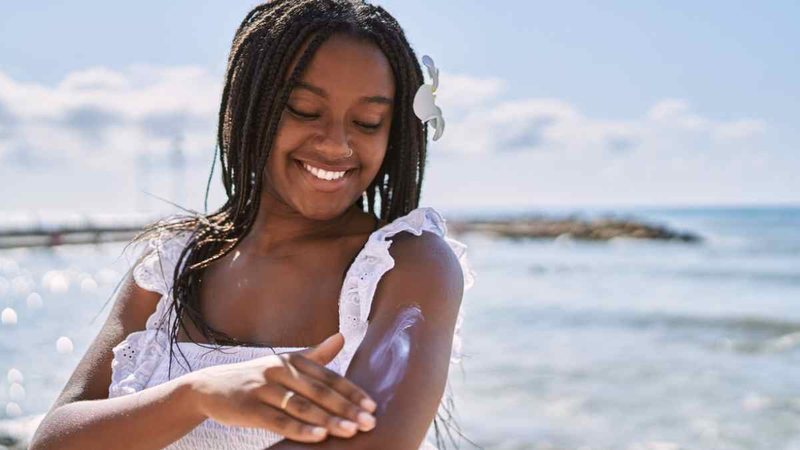 Protetor solar: aprenda a escolher o melhor FPS e como usar